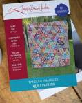 Tangled Triangles quilt pattern – teresadownunder.com
